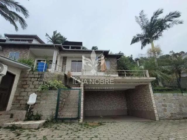 Casa / Sobrado para Locação em Florianópolis/SC Morro das Pedras 2 Quartos