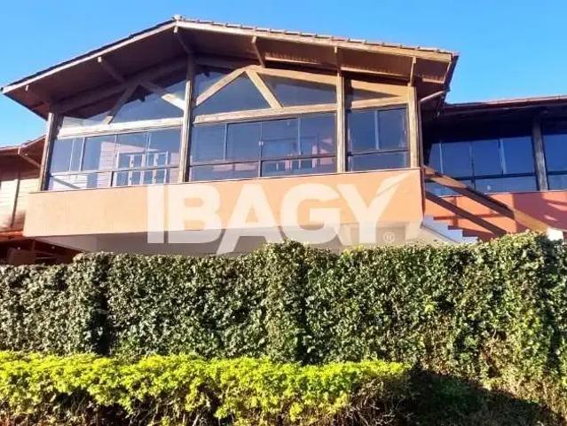 Casa / Sobrado para Locação em Florianópolis/SC Açores 6 Quartos