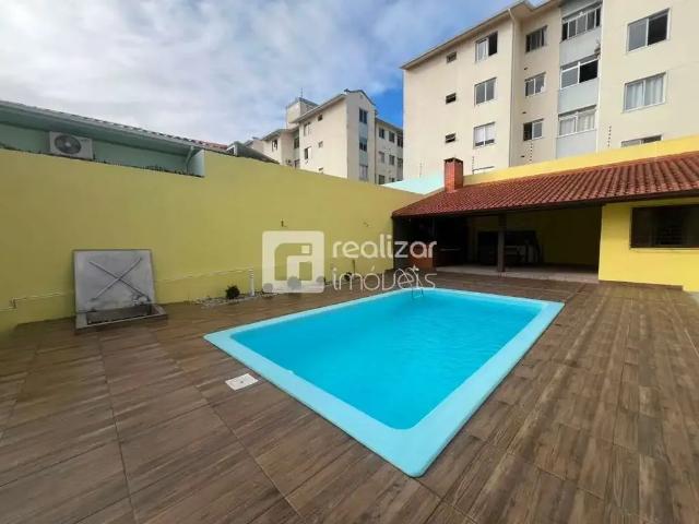Casa / Sobrado para Locação em Florianópolis/SC Abraão 3 Quartos