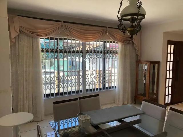 Casa / Sobrado para Locação em Florianópolis/SC Agronômica 3 Quartos