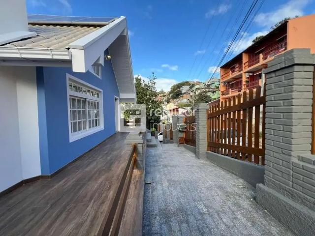 Casa / Sobrado para Locação em Florianópolis/SC Agronômica 2 Quartos
