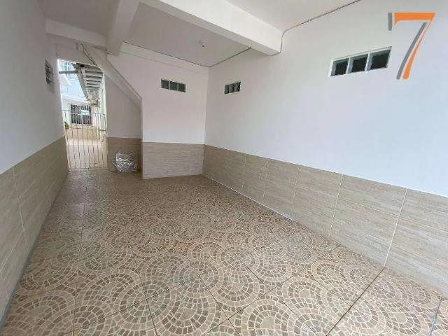 Casa / Sobrado para Locação em Florianópolis/SC Balneário 3 Quartos