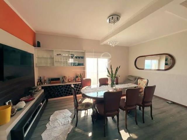 Casa / Sobrado para Locação em Florianópolis/SC Balneário 3 Quartos