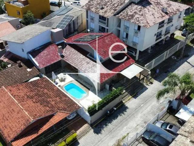 Casa / Sobrado para Locação em Florianópolis/SC Cachoeira do Bom Jesus 3 Quartos
