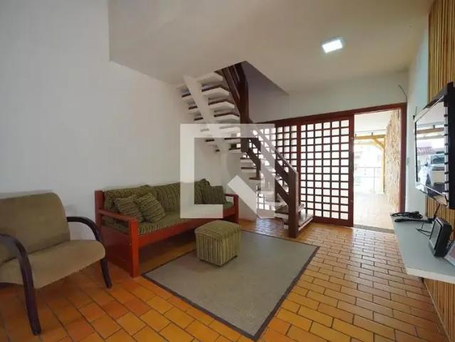 Casa / Sobrado para Locação em Florianópolis/SC Cachoeira do Bom Jesus 4 Quartos