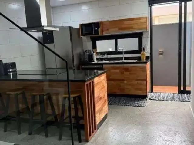 Casa / Sobrado para Locação em Florianópolis/SC Campeche 2 Quartos