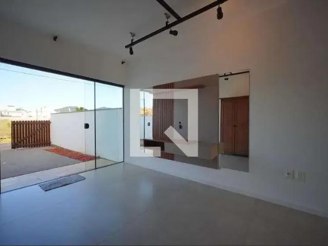 Casa / Sobrado para Locação em Florianópolis/SC Campeche 2 Quartos
