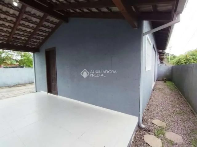 Casa / Sobrado para Locação em Florianópolis/SC Campeche 2 Quartos