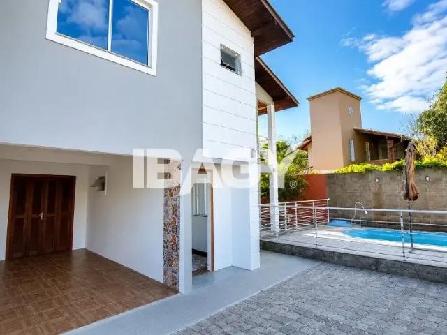 Casa / Sobrado para Locação em Florianópolis/SC Campeche 3 Quartos