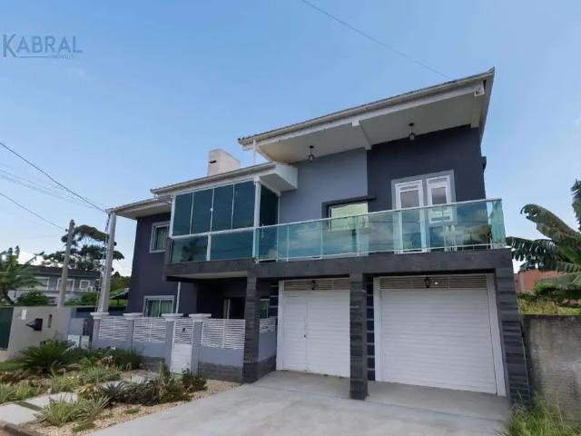 Casa / Sobrado para Locação em Florianópolis/SC Campeche 3 Quartos