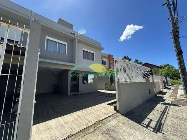 Casa / Sobrado para Locação em Florianópolis/SC Campeche 3 Quartos