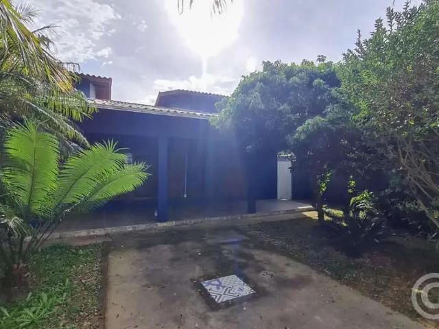 Casa / Sobrado para Locação em Florianópolis/SC Campeche 3 Quartos