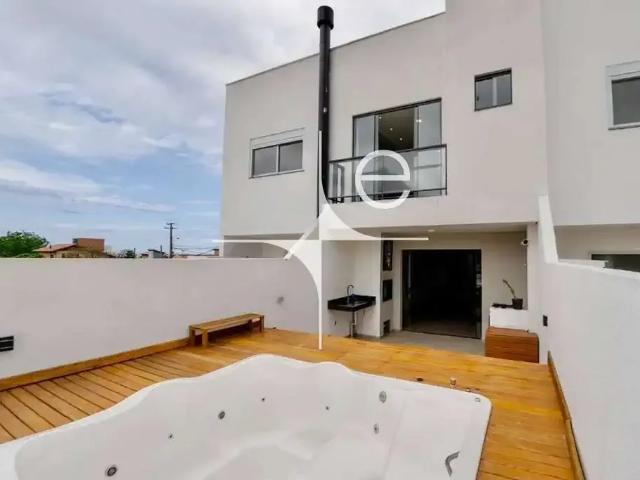 Casa / Sobrado para Locação em Florianópolis/SC Campeche 3 Quartos