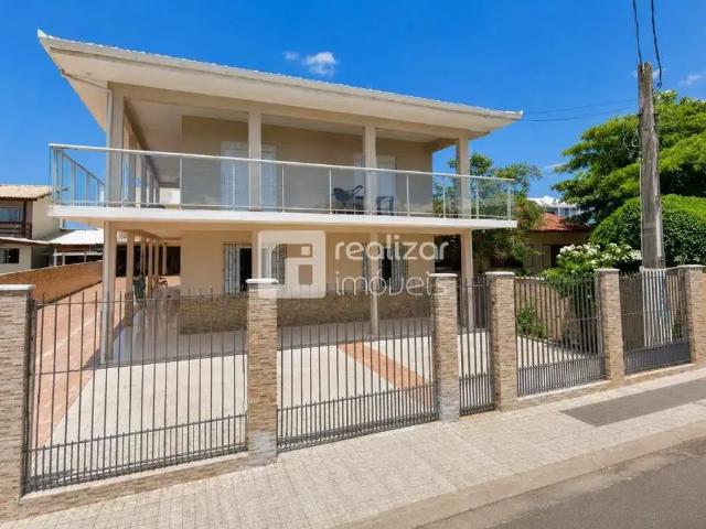 Casa / Sobrado para Locação em Florianópolis/SC Campeche 3 Quartos