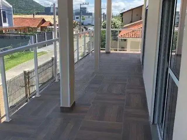 Casa / Sobrado para Locação em Florianópolis/SC Campeche 3 Quartos
