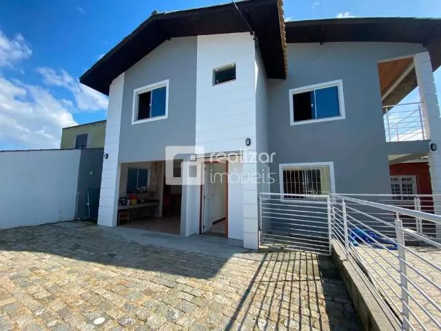 Casa / Sobrado para Locação em Florianópolis/SC Campeche 3 Quartos