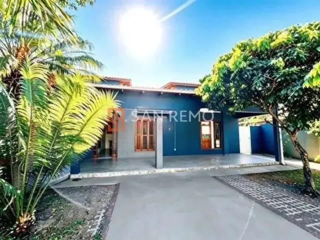 Casa / Sobrado para Locação em Florianópolis/SC Campeche 3 Quartos