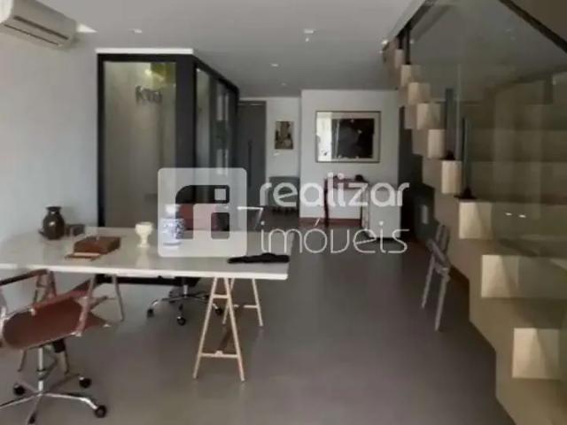 Casa / Sobrado para Locação em Florianópolis/SC Campeche 3 Quartos