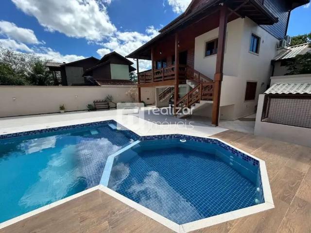 Casa / Sobrado para Locação em Florianópolis/SC Campeche 3 Quartos