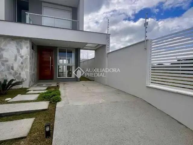 Casa / Sobrado para Locação em Florianópolis/SC Campeche 3 Quartos