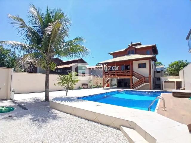 Casa / Sobrado para Locação em Florianópolis/SC Campeche 3 Quartos