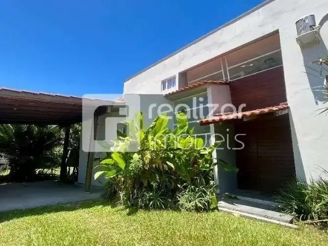 Casa / Sobrado para Locação em Florianópolis/SC Campeche 3 Quartos