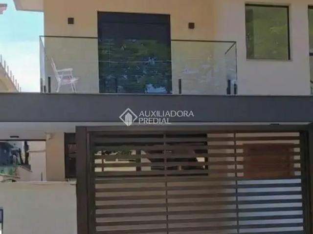 Casa / Sobrado para Locação em Florianópolis/SC Campeche 3 Quartos