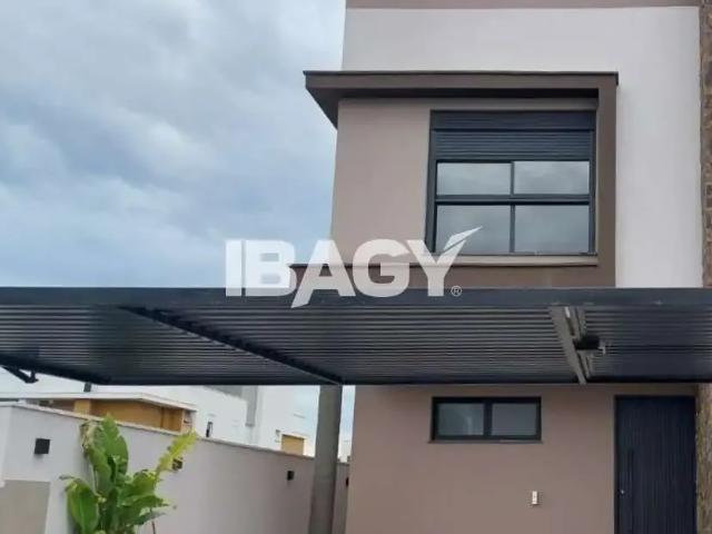 Casa / Sobrado para Locação em Florianópolis/SC Campeche 3 Quartos