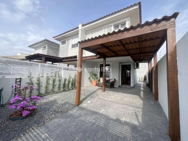 Casa / Sobrado para Locação em Florianópolis/SC Campeche 3 Quartos