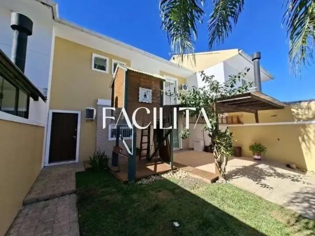 Casa / Sobrado para Locação em Florianópolis/SC Campeche 3 Quartos