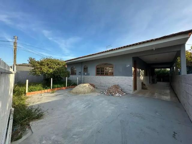 Casa / Sobrado para Locação em Florianópolis/SC Campeche 4 Quartos