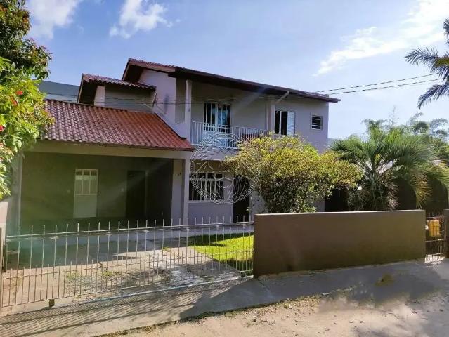 Casa / Sobrado para Locação em Florianópolis/SC Campeche 4 Quartos