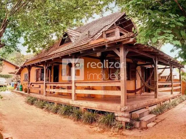 Casa / Sobrado para Locação em Florianópolis/SC Campeche 4 Quartos