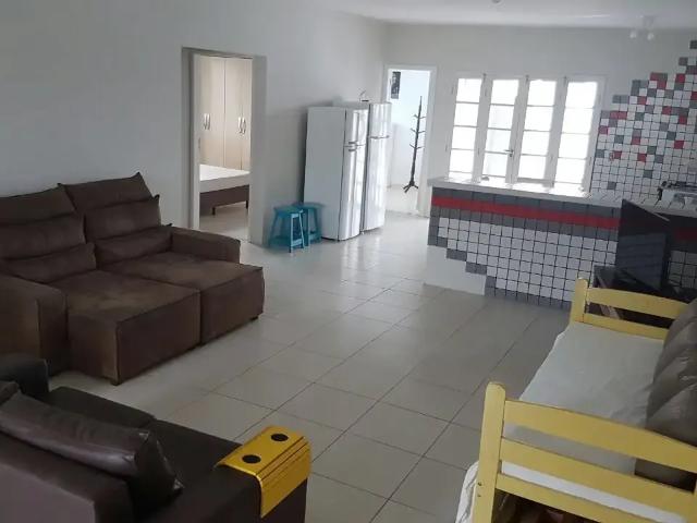 Casa / Sobrado para Locação em Florianópolis/SC Canasvieiras 3 Quartos
