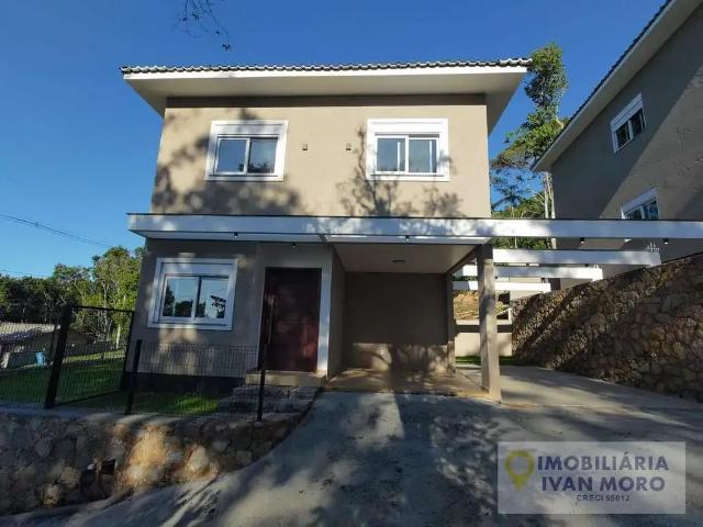 Casa / Sobrado para Locação em Florianópolis/SC Canasvieiras 3 Quartos
