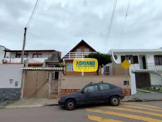 Casa / Sobrado para Locação em Florianópolis/SC Capoeiras 3 Quartos