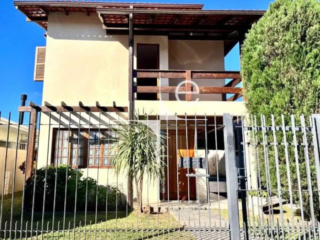 Casa / Sobrado para Locação em Florianópolis/SC Carianos 3 Quartos