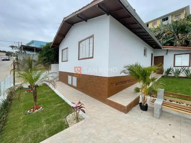 Casa / Sobrado para Locação em Florianópolis/SC Carvoeira 3 Quartos
