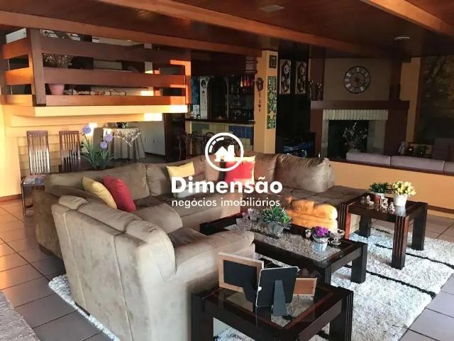 Casa / Sobrado para Locação em Florianópolis/SC Centro 4 Quartos