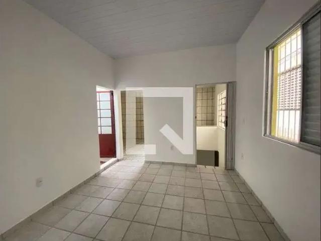 Casa / Sobrado para Locação em Florianópolis/SC Centro 2 Quartos
