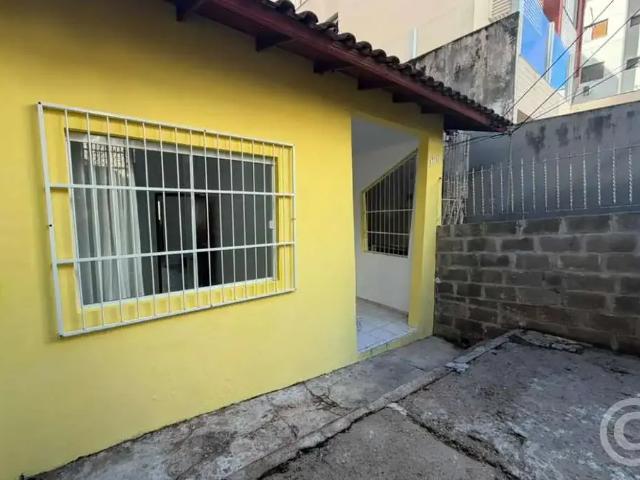 Casa / Sobrado para Locação em Florianópolis/SC Centro 2 Quartos