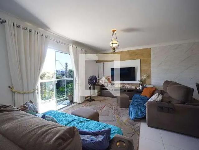 Casa / Sobrado para Locação em Florianópolis/SC Coloninha 5 Quartos