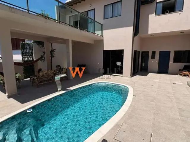 Casa / Sobrado para Locação em Florianópolis/SC Coqueiros 5 Quartos