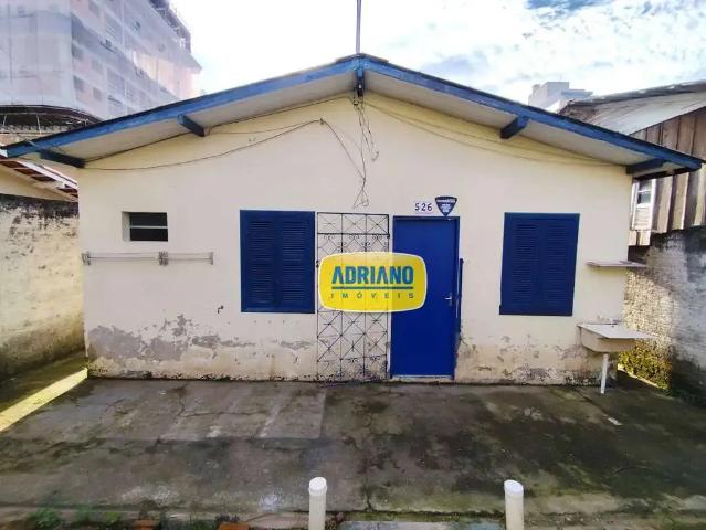 Casa / Sobrado para Locação em Florianópolis/SC Estreito 1 Quartos
