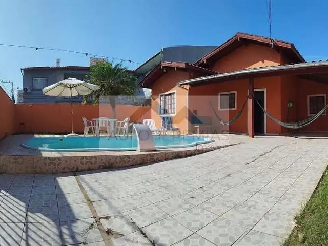 Casa / Sobrado para Locação em Florianópolis/SC Ingleses do Rio Vermelho 4 Quartos