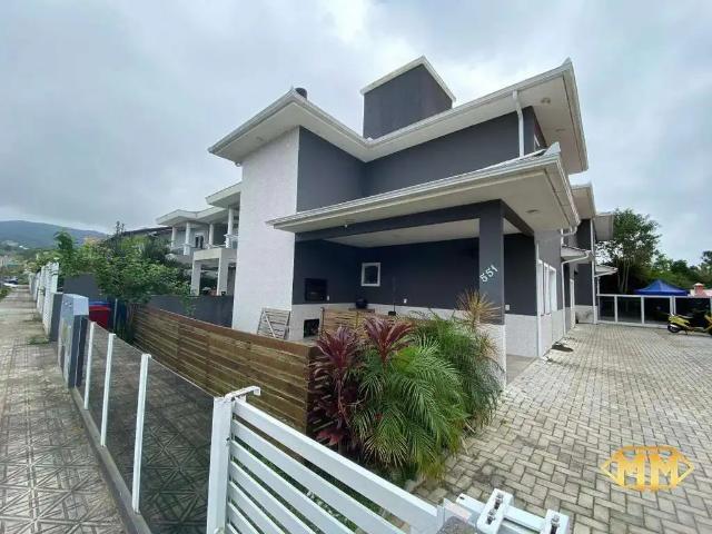 Casa / Sobrado para Locação em Florianópolis/SC Ingleses do Rio Vermelho 4 Quartos