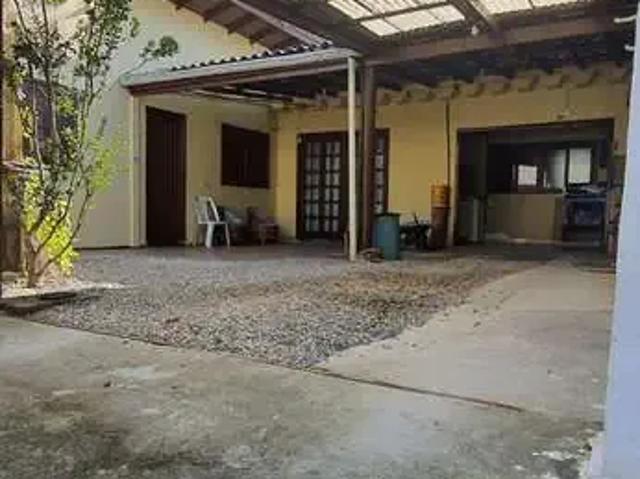 Casa / Sobrado para Locação em Florianópolis/SC Ingleses do Rio Vermelho 4 Quartos