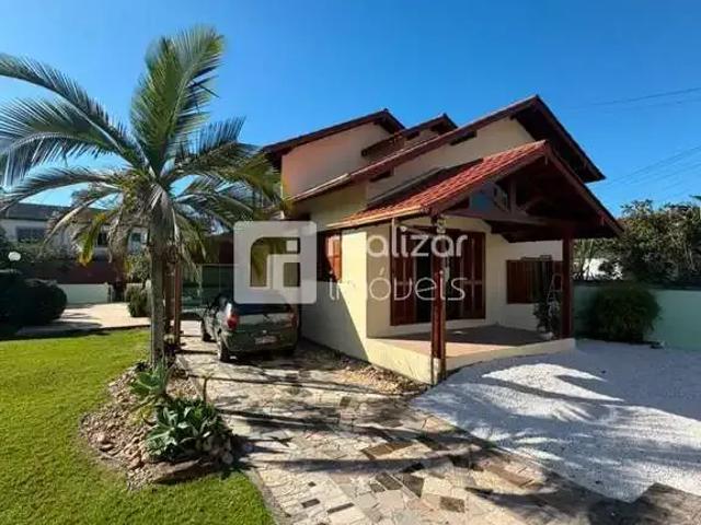 Casa / Sobrado para Locação em Florianópolis/SC Ingleses do Rio Vermelho 5 Quartos