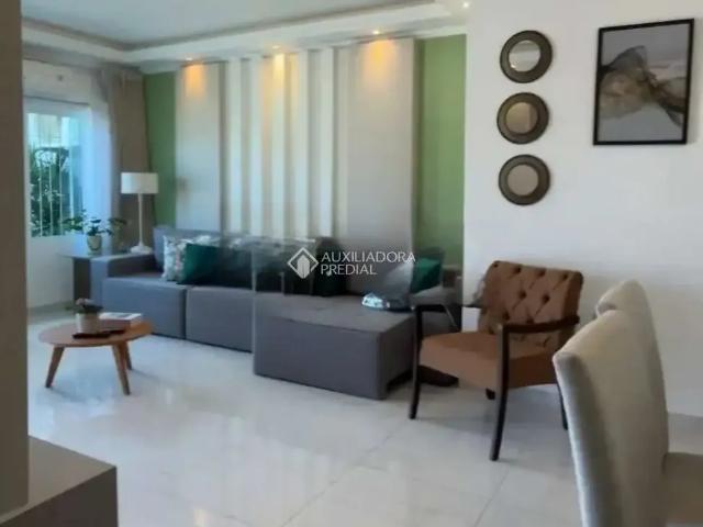 Casa / Sobrado para Locação em Florianópolis/SC Ingleses do Rio Vermelho 5 Quartos