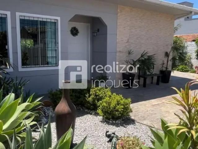 Casa / Sobrado para Locação em Florianópolis/SC Ingleses do Rio Vermelho 5 Quartos